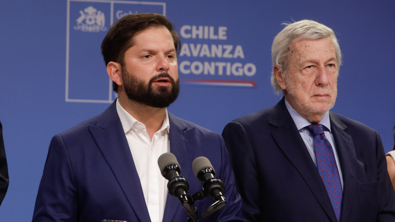 Cable: Concesión otorgada a China desarma relato de gobierno