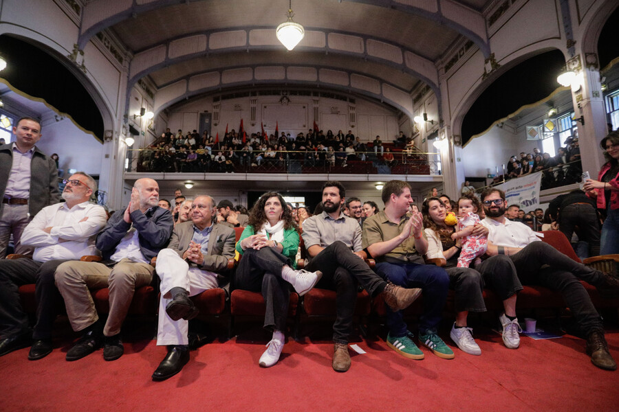 Combustible para un discurso de protesta. Por Kenneth Bunker